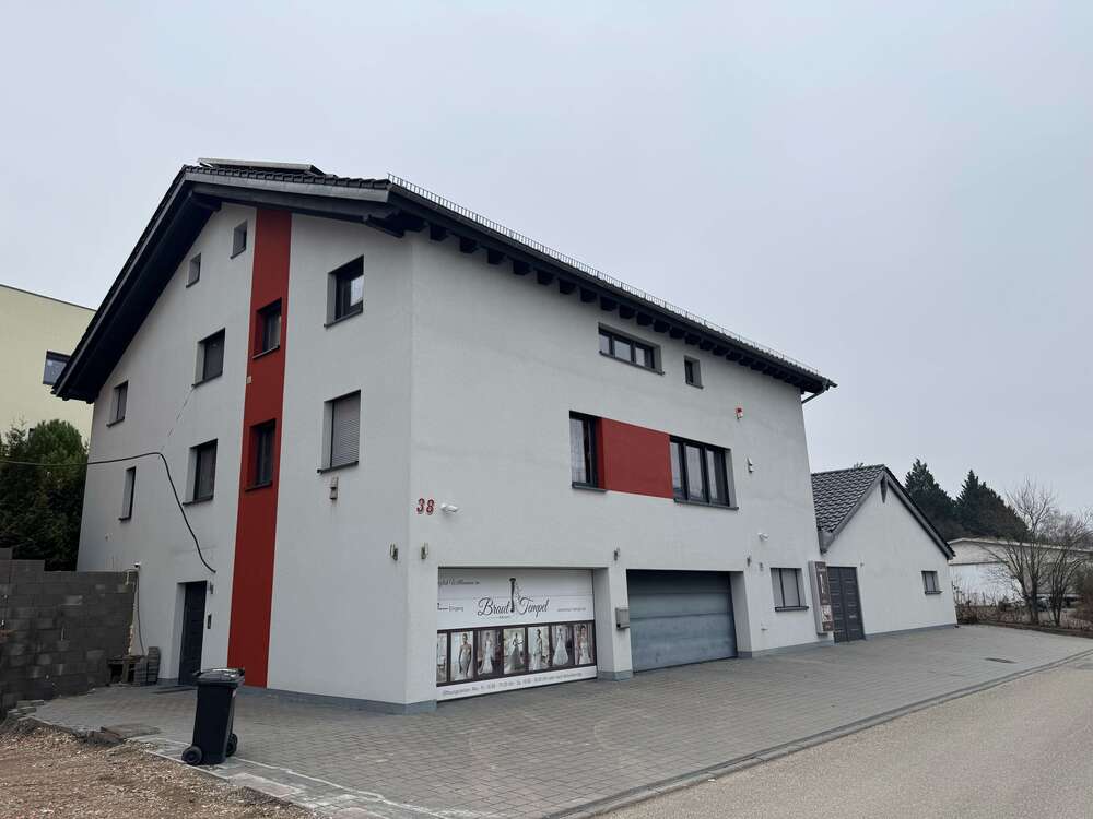 Büro in Abstatt 1.950.000,00 € 570 m² in Abstatt - 157990409 | 1A ...